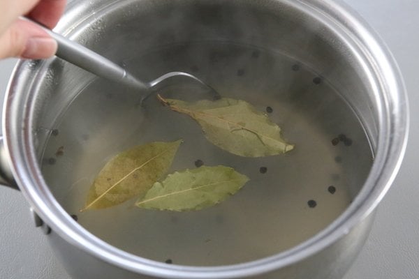 Selyodka Recipe (European Pickled Fish with Step-by-Step Photos)
