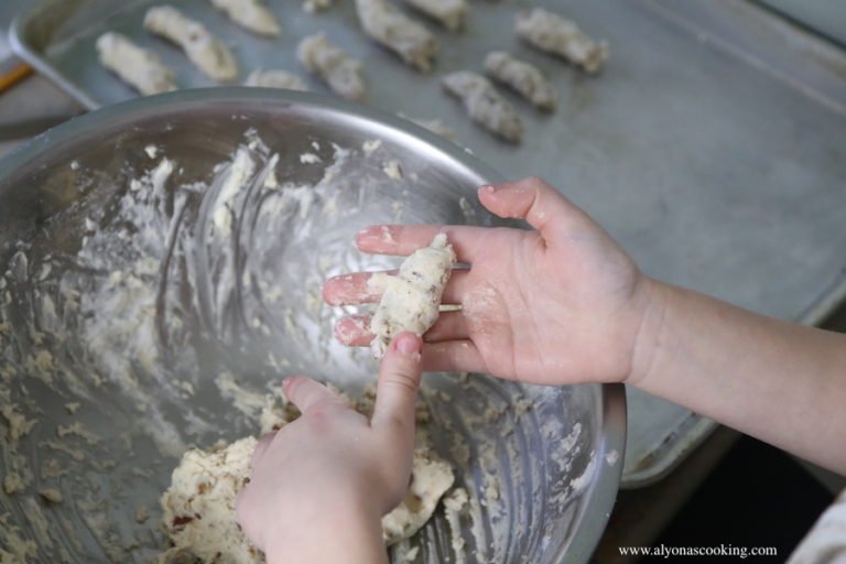 Crunchy Nutty Fingers Cookies