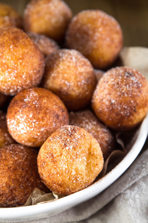 Farmer's Cheese Donut Holes (Ukrainian Ponchiki) - Alyona’s Cooking