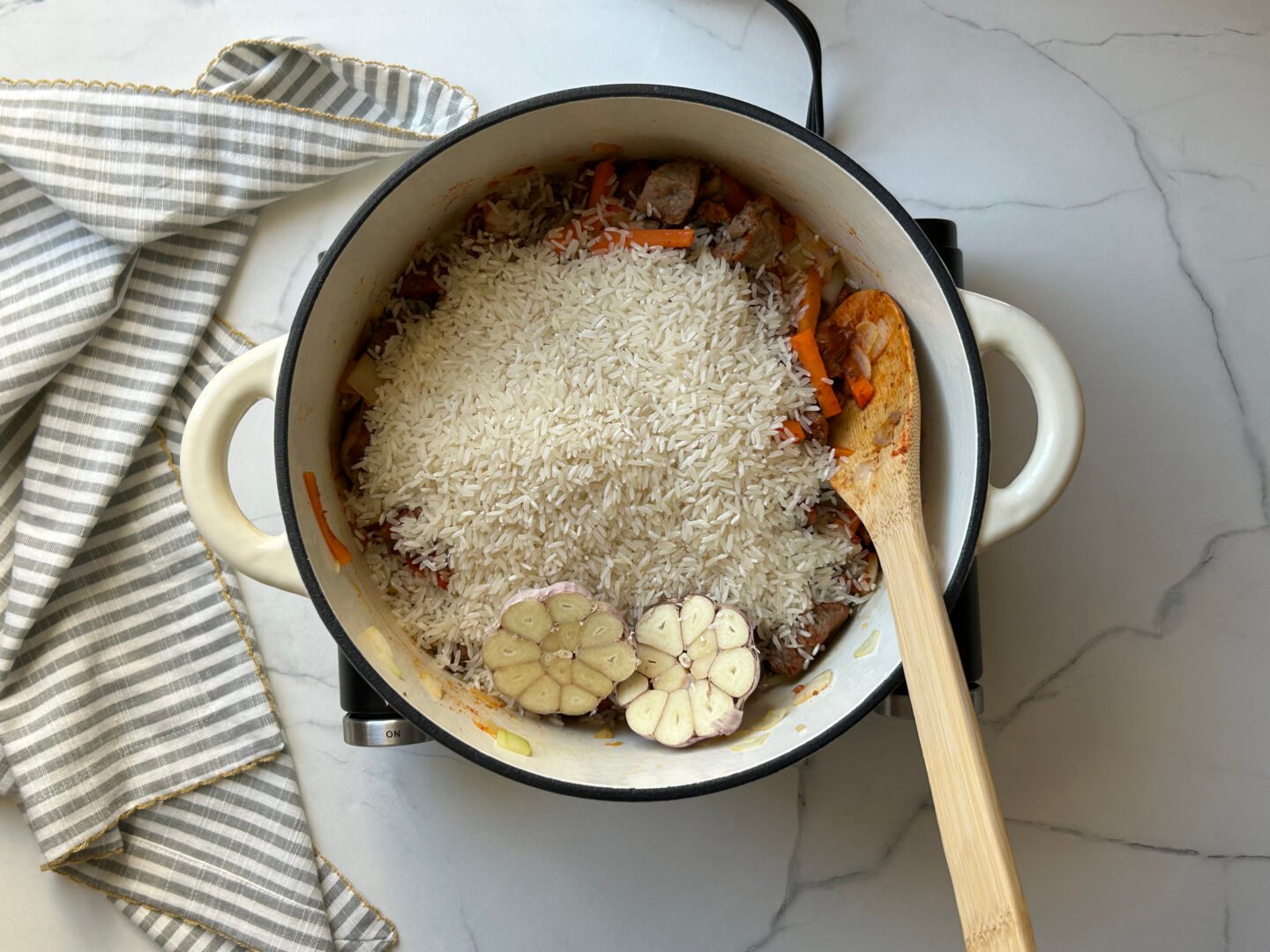 How To Make Beef Plov (With an Easy Step-by-Step Tutorial)