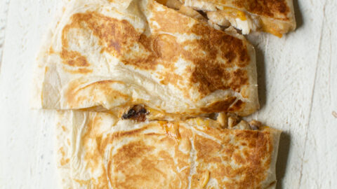 Inside Taco Bell Chicken Quesadilla: Calories, Protein, and Fats ...