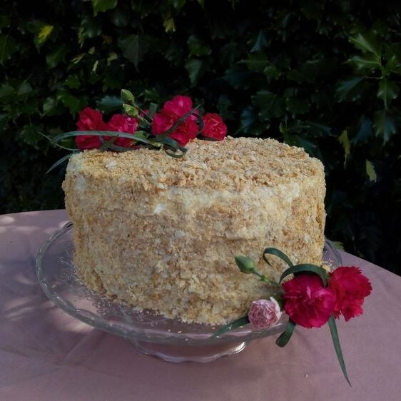 EASY Russian Sour Cream Cake (Smetannik) - Alyona’s Cooking