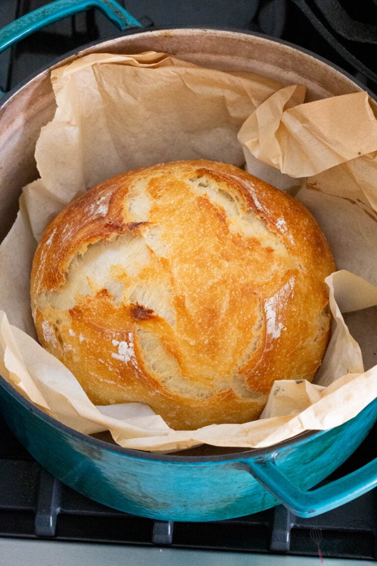 EASY No-Knead Sourdough Bread - Alyona’s Cooking