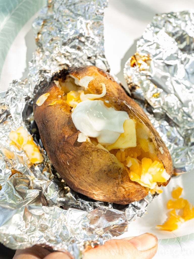 Simple Campfire Baked Potatoes (Crowd-Pleaser) - Alyona’s Cooking